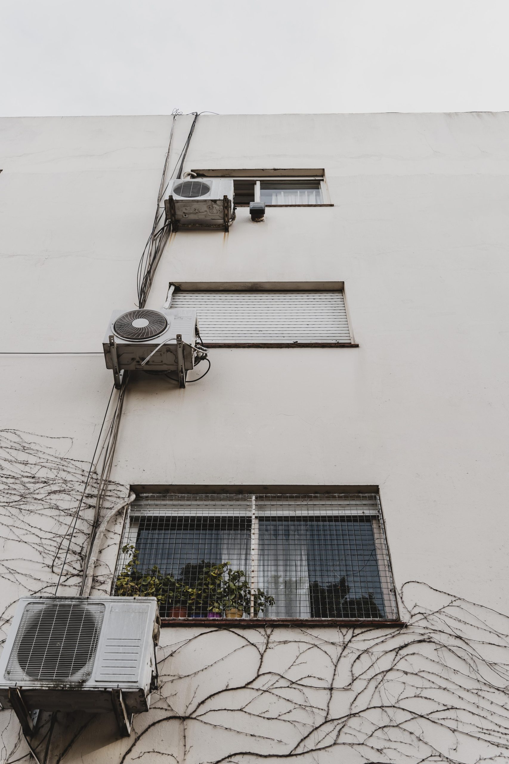 How to Fix Inefficient HVAC Systems in Older Buildings - Innodez